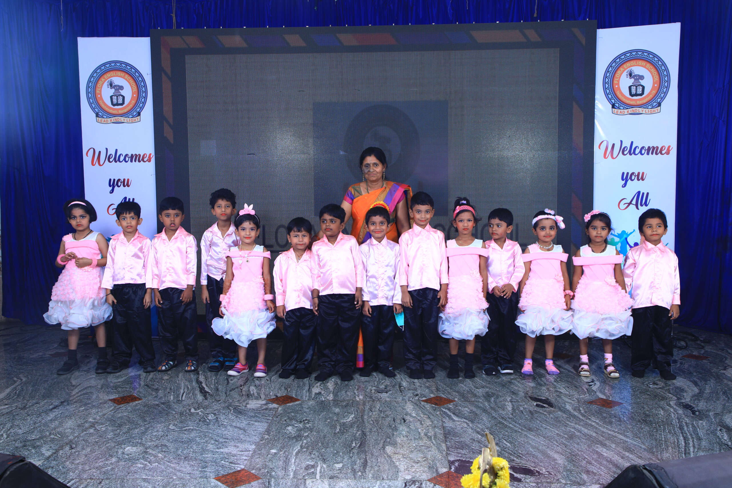 ABOUT US – Flora English School